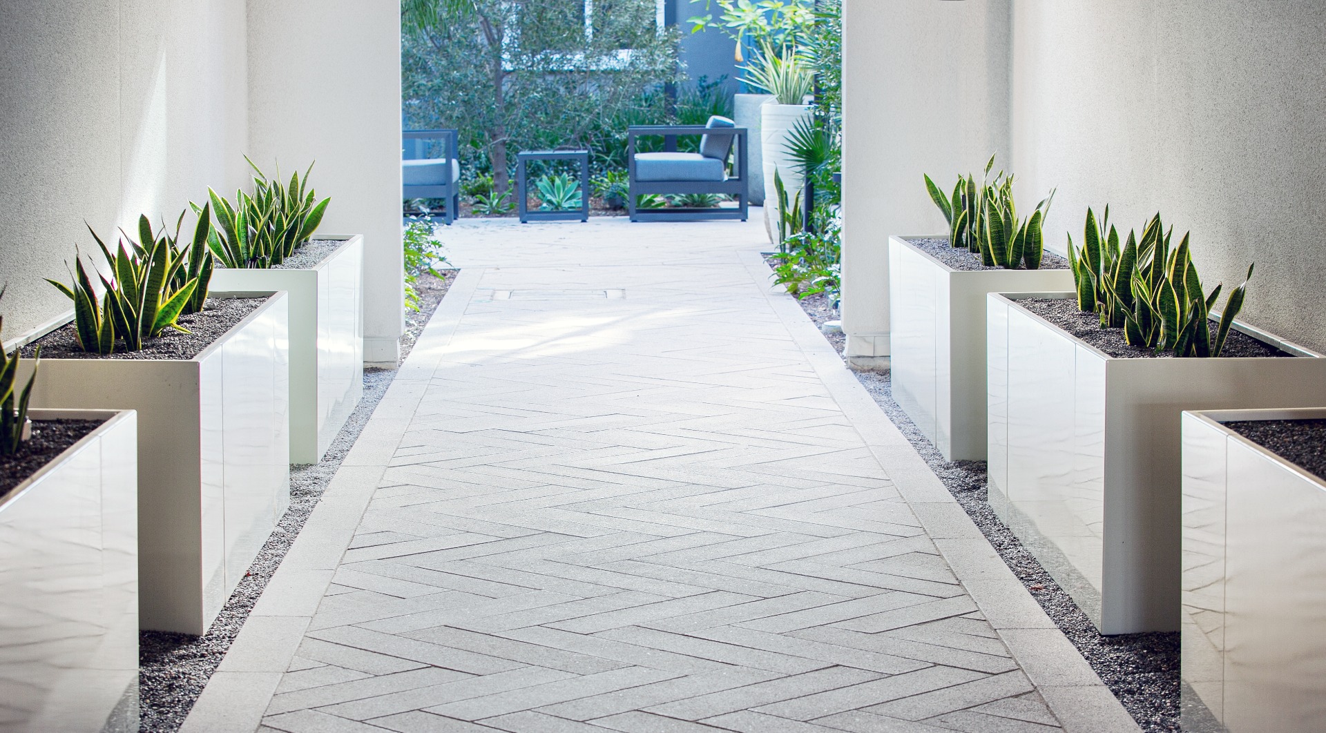 Infinity | Custom | Curved and Linear Benches