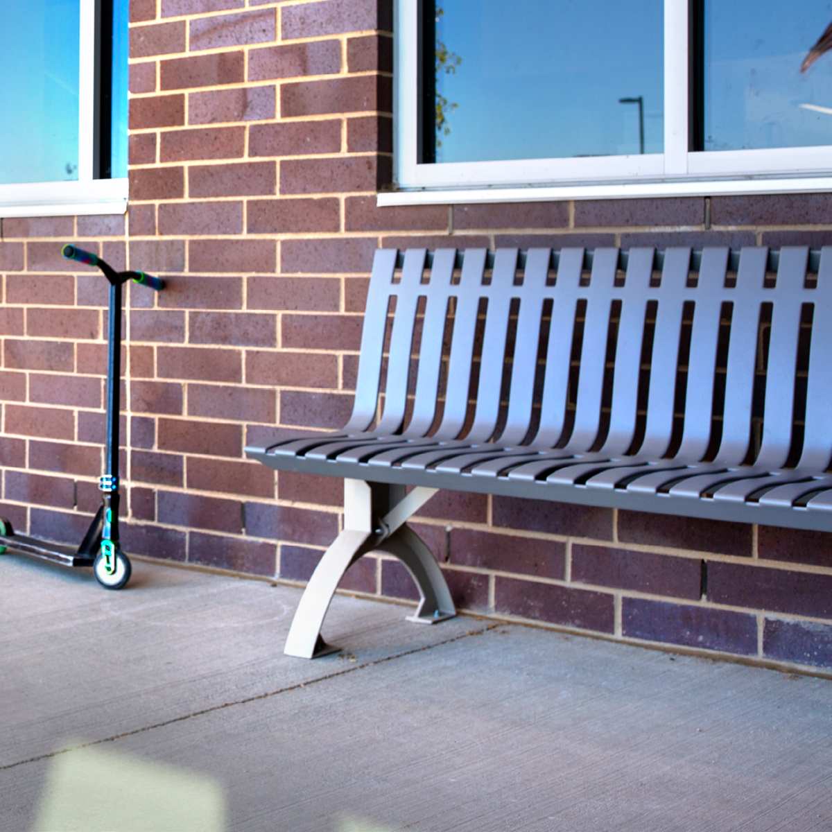 Anova Latitude 6' Contour Bench with Armrest | L1441A