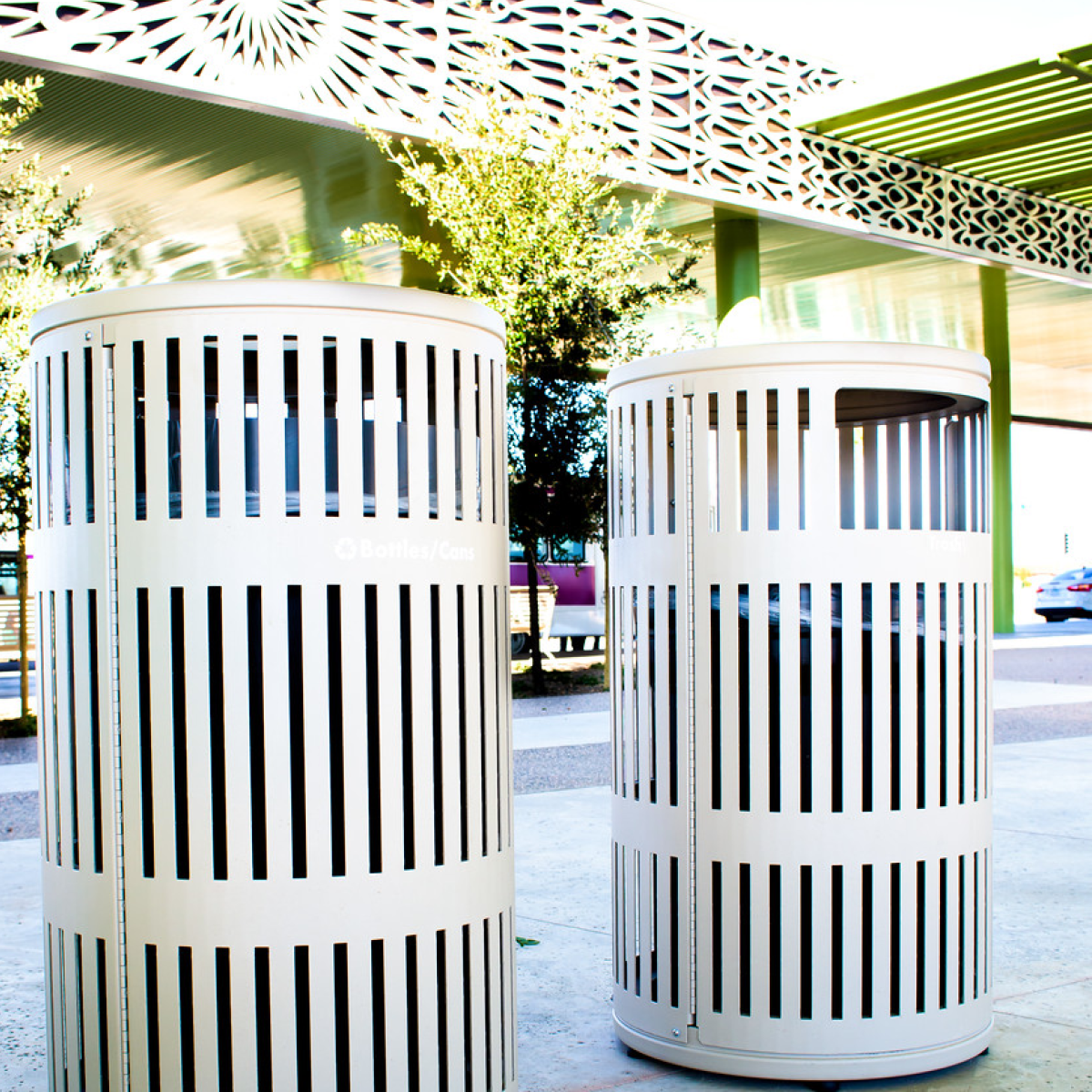 Anova Metrix 40 Gallon Trash Receptacle, Side Door | L2009