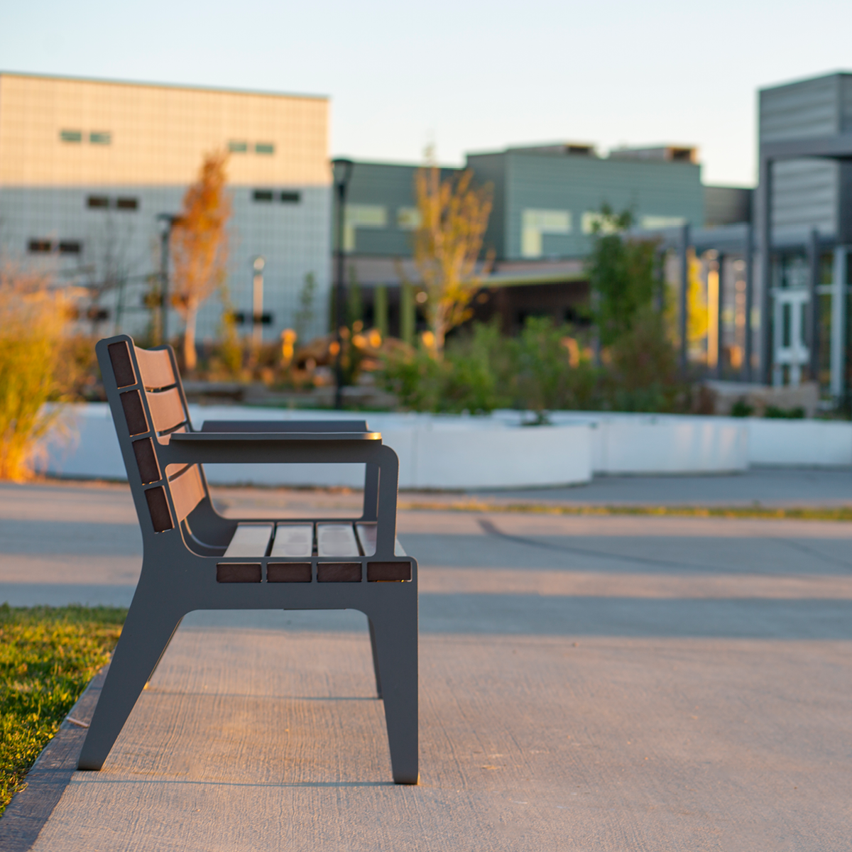 Anova Madison 6' Recycled Plastic Contour Bench | RCPMC6