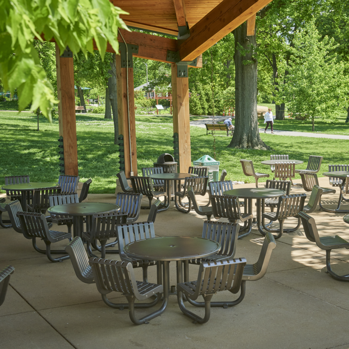Anova Rendezvous Table, 6 Swivel Seats | L1392S